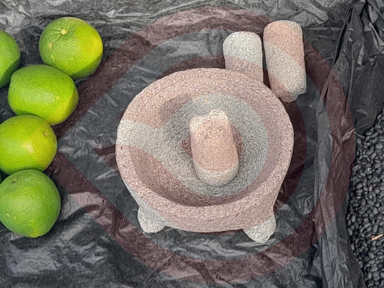 El molcajete: Utensilio básico en la cocina tradicional mexicana ...